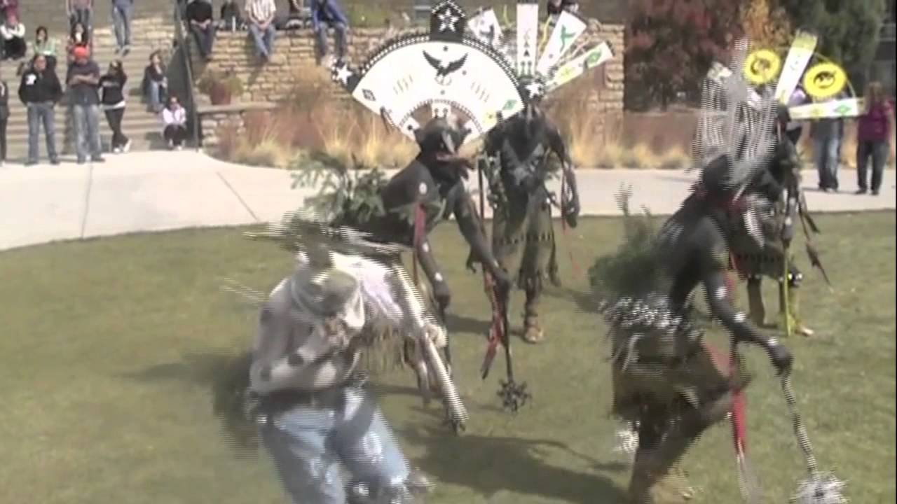Apache Crown Dancers at Real History of the Americas event - YouTube