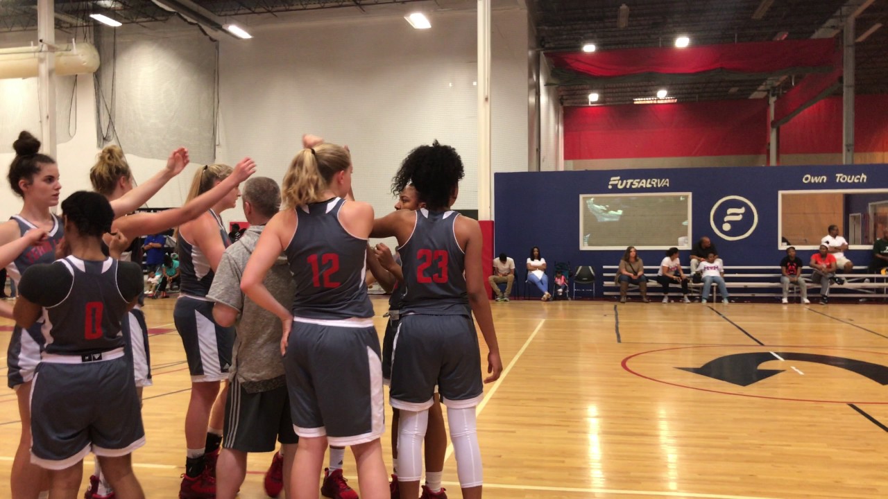 Team Loaded 2018 vs Crossover Hoops 2018 - YouTube