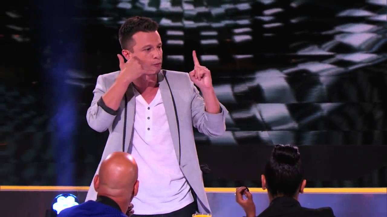Mat Franco iPhone Magic Trick - YouTube