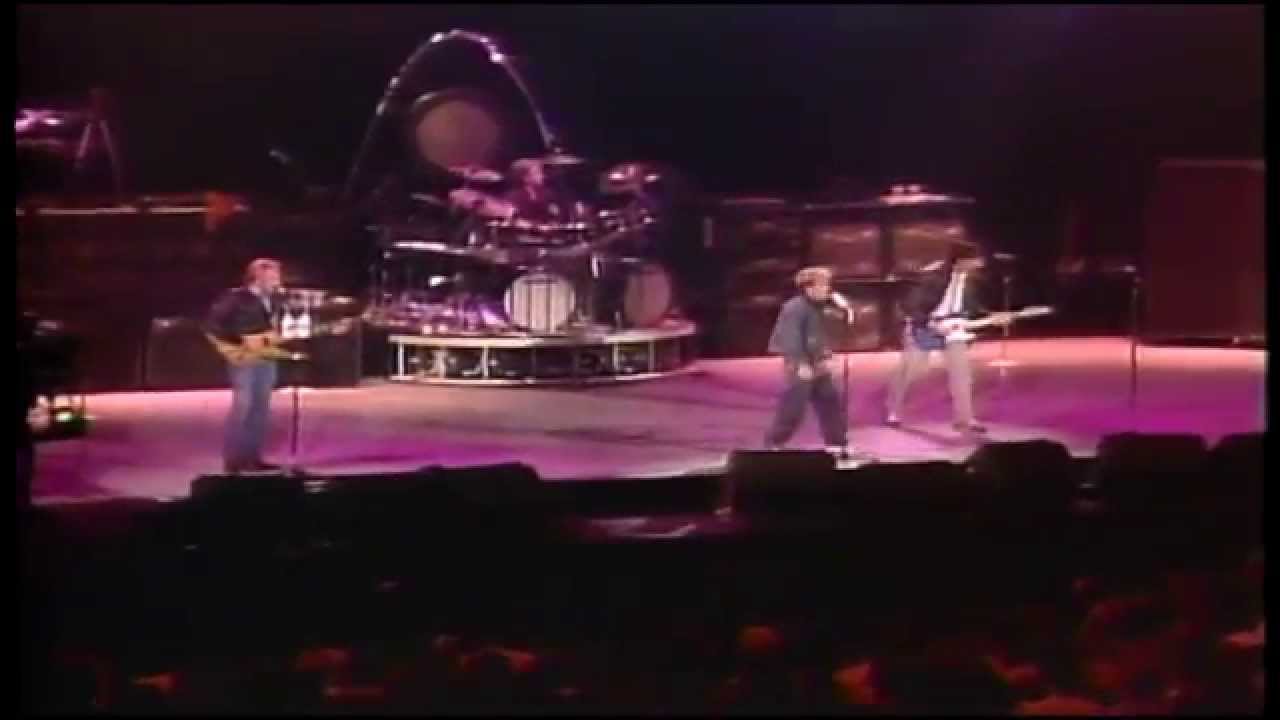 The Who DANGEROUS Toronto 12 17 82 - YouTube