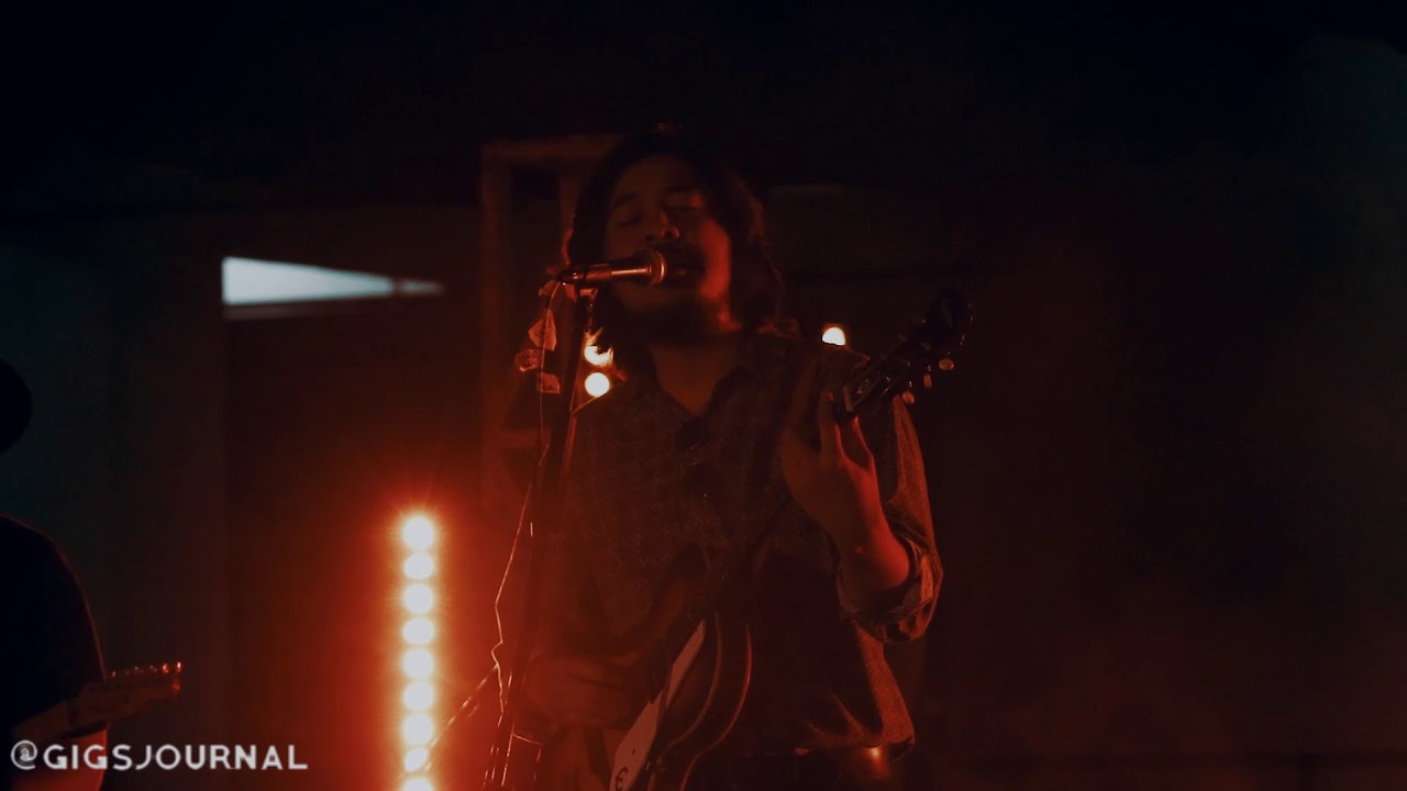 Bilal Indrajaya - Purnama Live at LOKATARA FEST 19 - YouTube Music