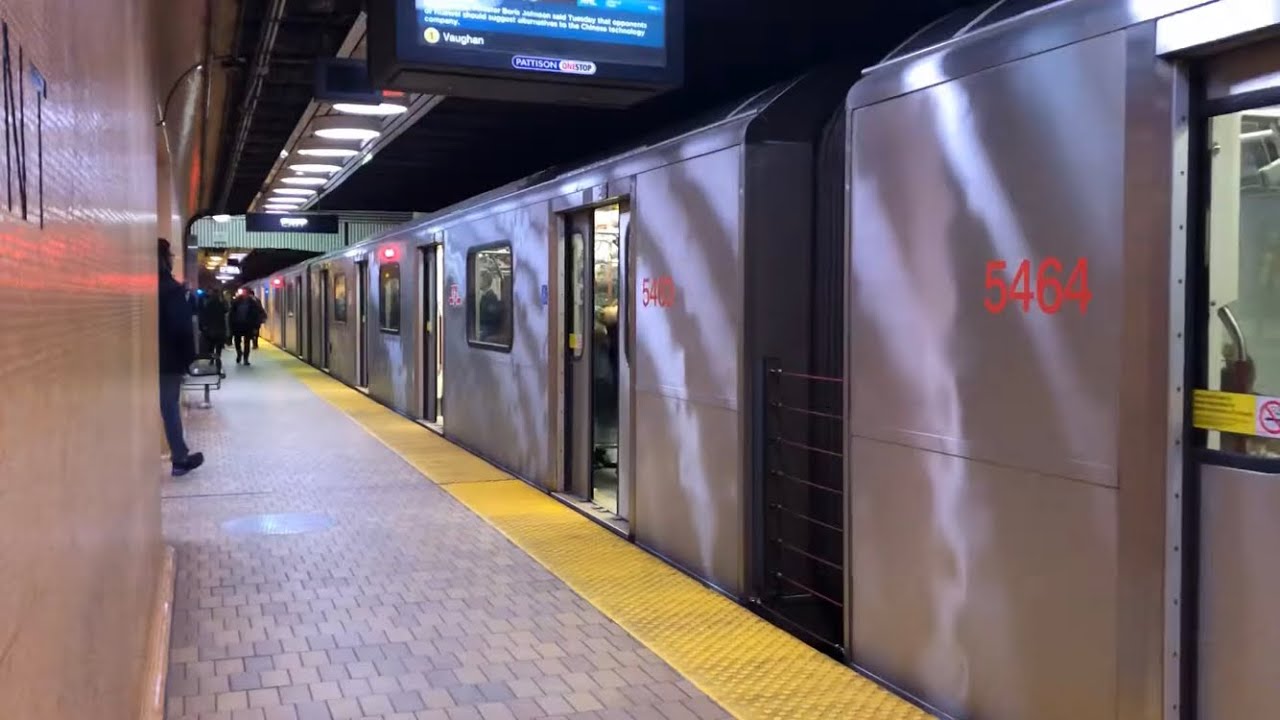 TTC Subway 98 - YouTube