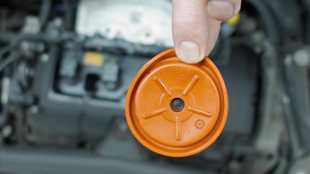 Fault Finding A Smoking MINI Cooper Engine.... Part 1 ....The PCV ...