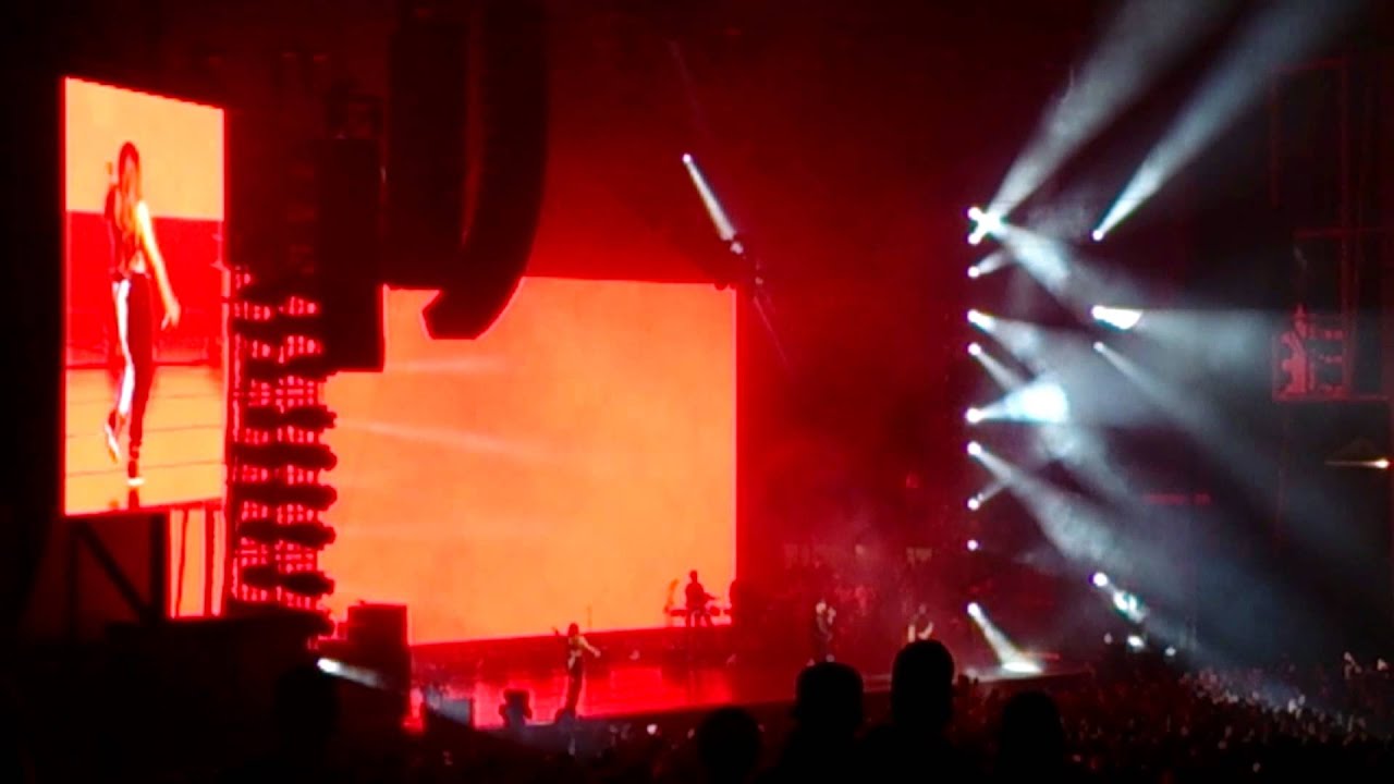 Tinashe, Drake, OB OBrien - "2 On" at OVO Fest - YouTube