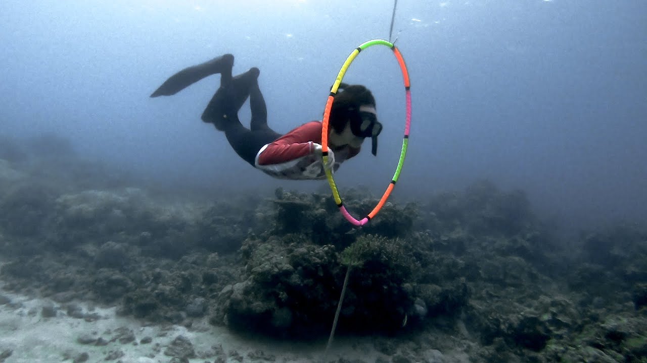 Playground underwater with freediving with GoPro Hero 7 - YouTube