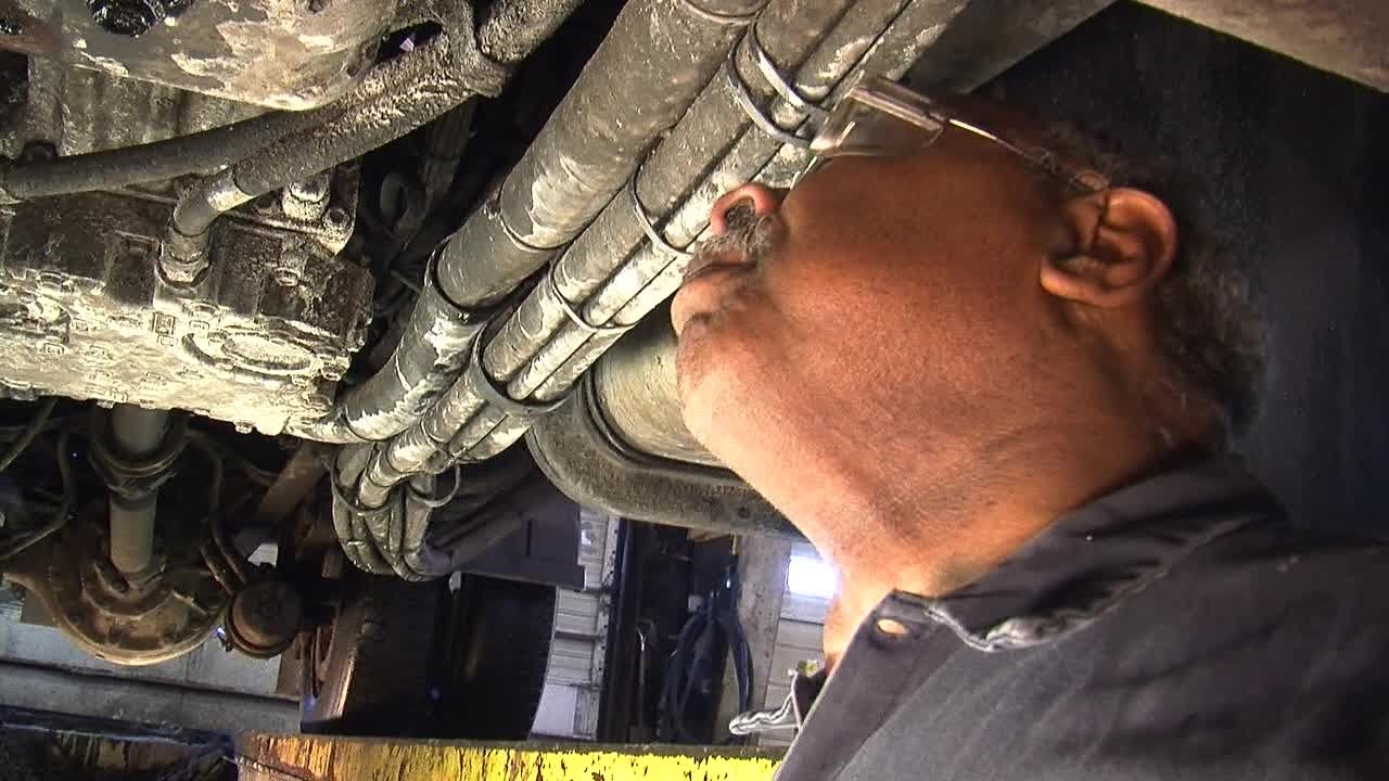 Mechanics working overtime to fix snow plows - YouTube