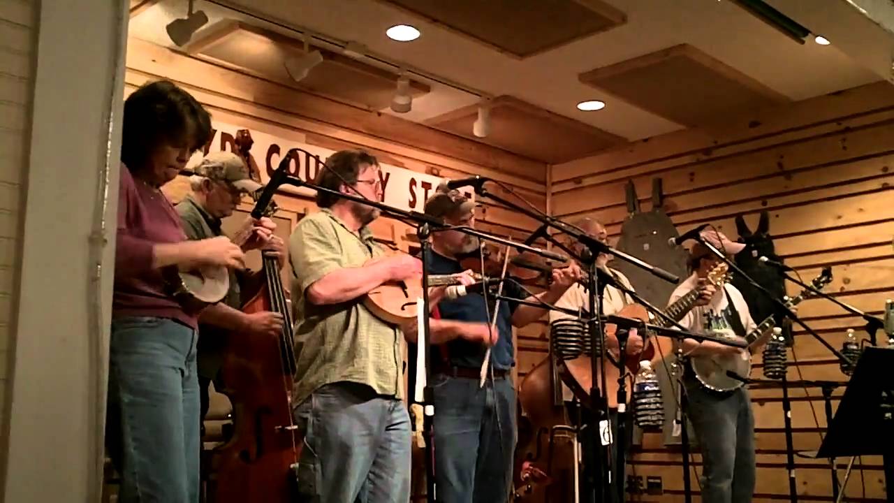 " Polecat Blues"- Roscoe P and Coal Train at Floyd Country Store - YouTube