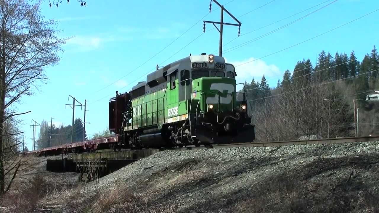BNSF Rebuilt GP30 Leads Work Train on the Sumas Sub at Burlington, WA ...