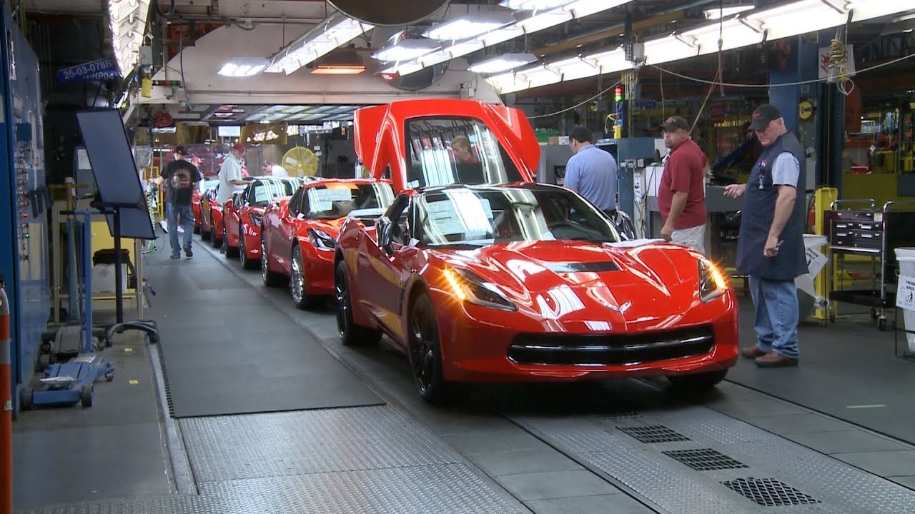 Chevrolet CORVETTE Production Line - YouTube