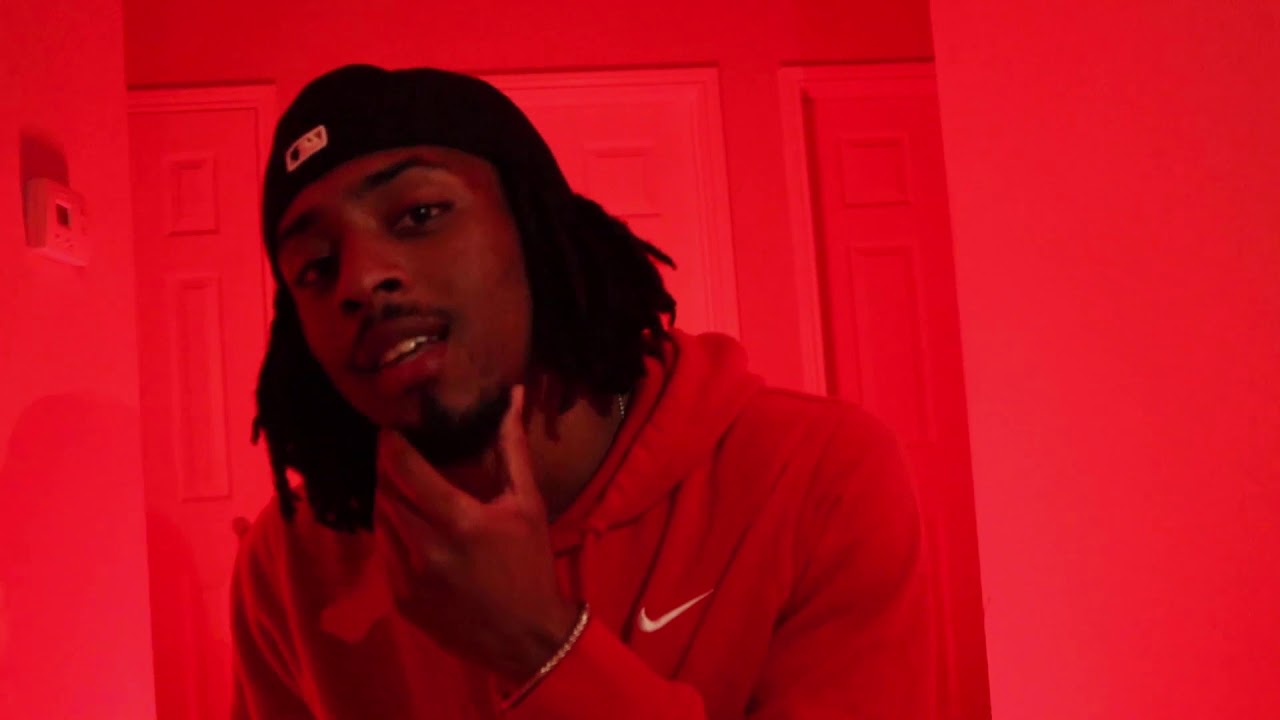 Skarz (Official Music Video) - YouTube