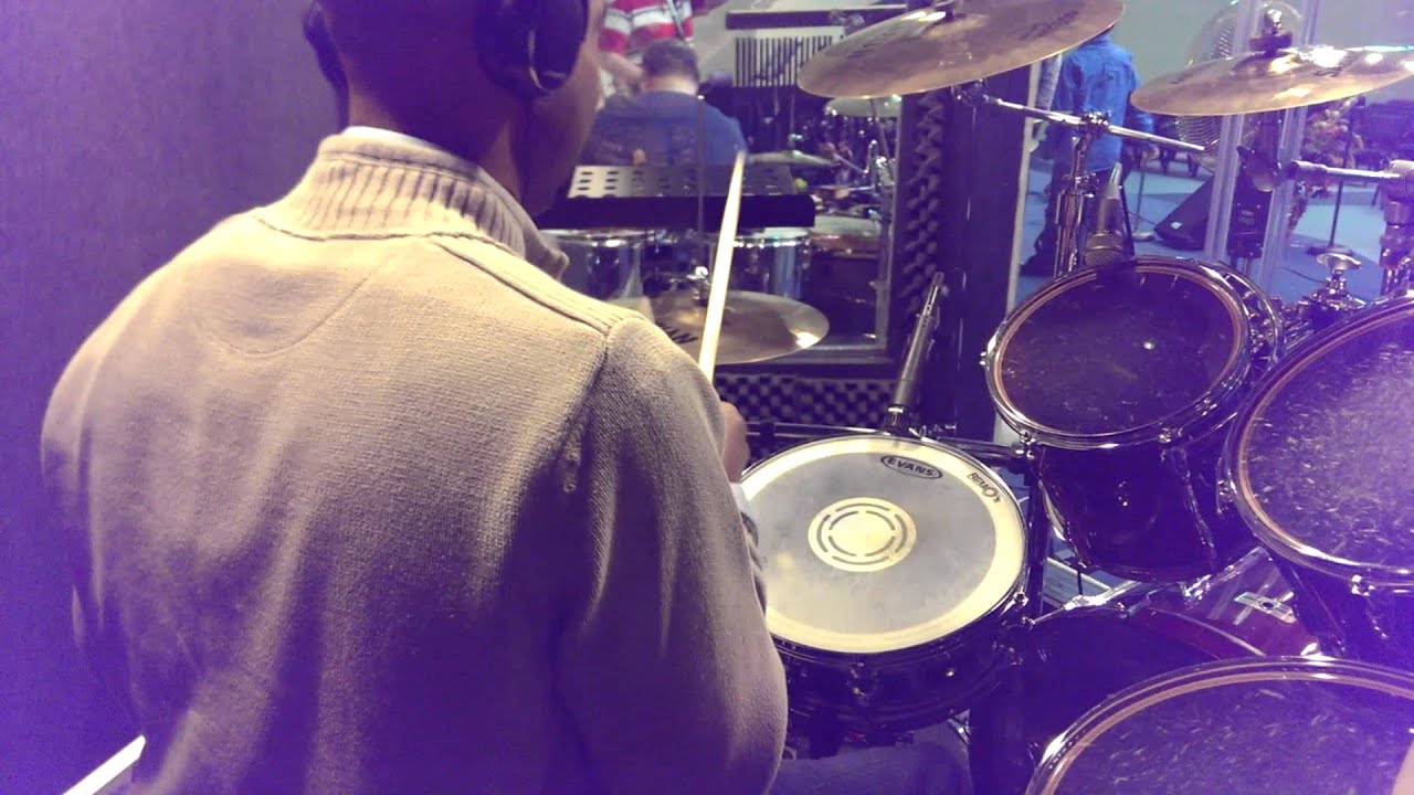 DaShay drum playing! - YouTube