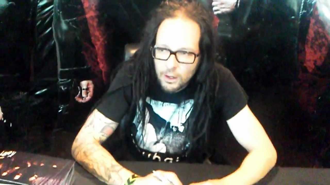 Lead singer of Korn, Jonathan Davis, endorses Ron Paul - YouTube