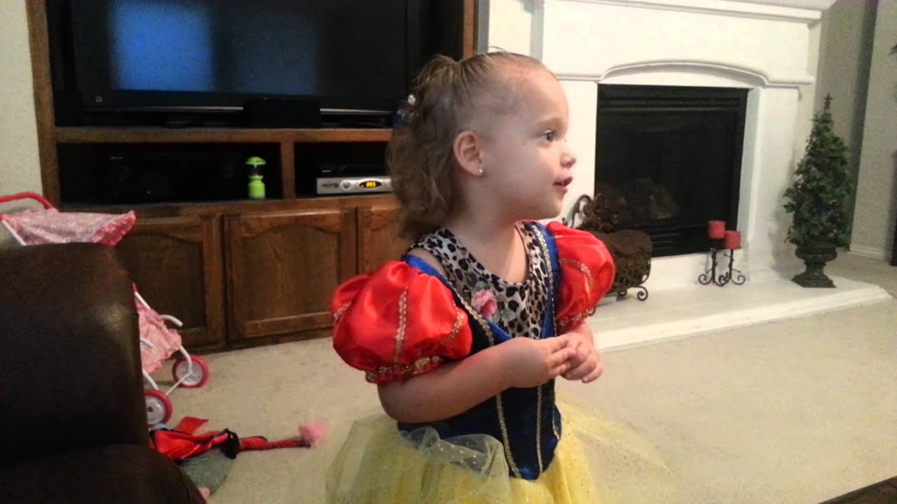 Jenna singing Little Mermaid - YouTube