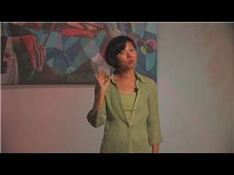 Becoming a Better Singer : How to Lower Voice Tone - YouTube