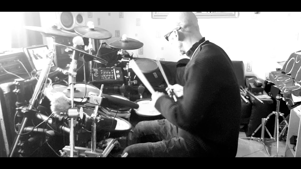 Col vs Old joe boogie. Theophilus Martins jam along...🤘🏾🥁💀👍🏾 - YouTube