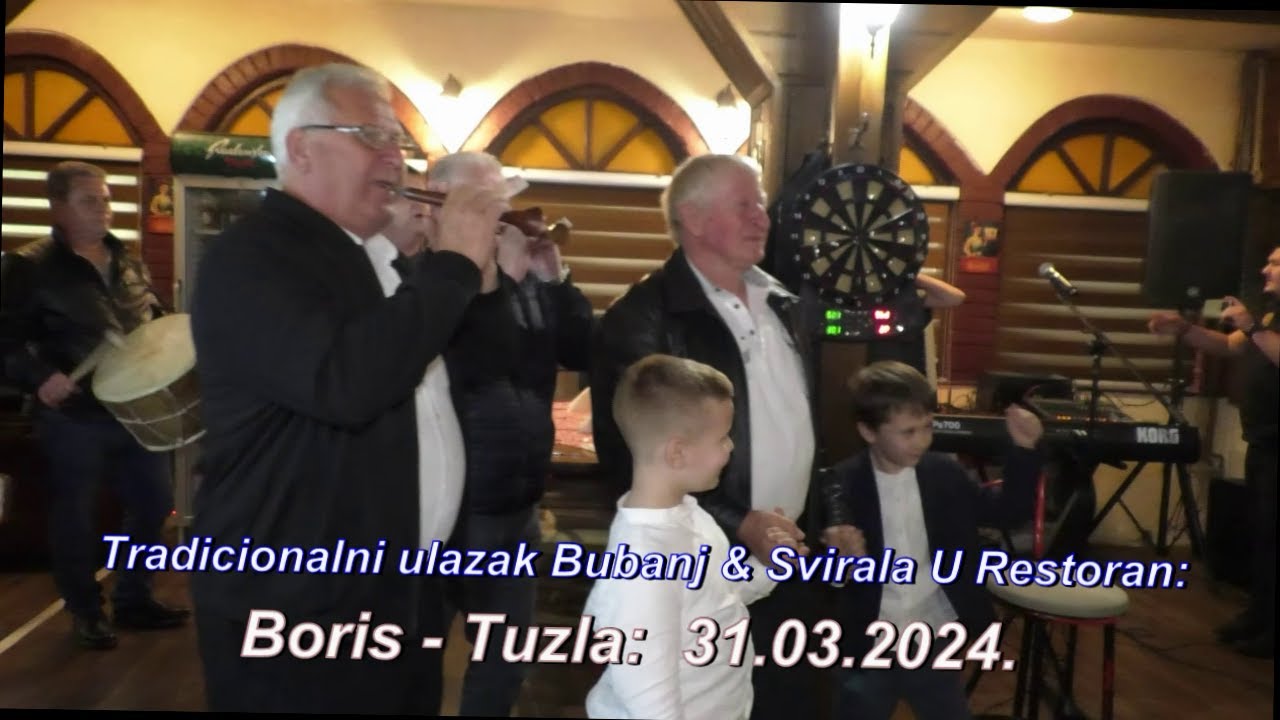 Tradicionalni ulazak Bubnja & Svirala u restoran Boris - Tuzla - YouTube
