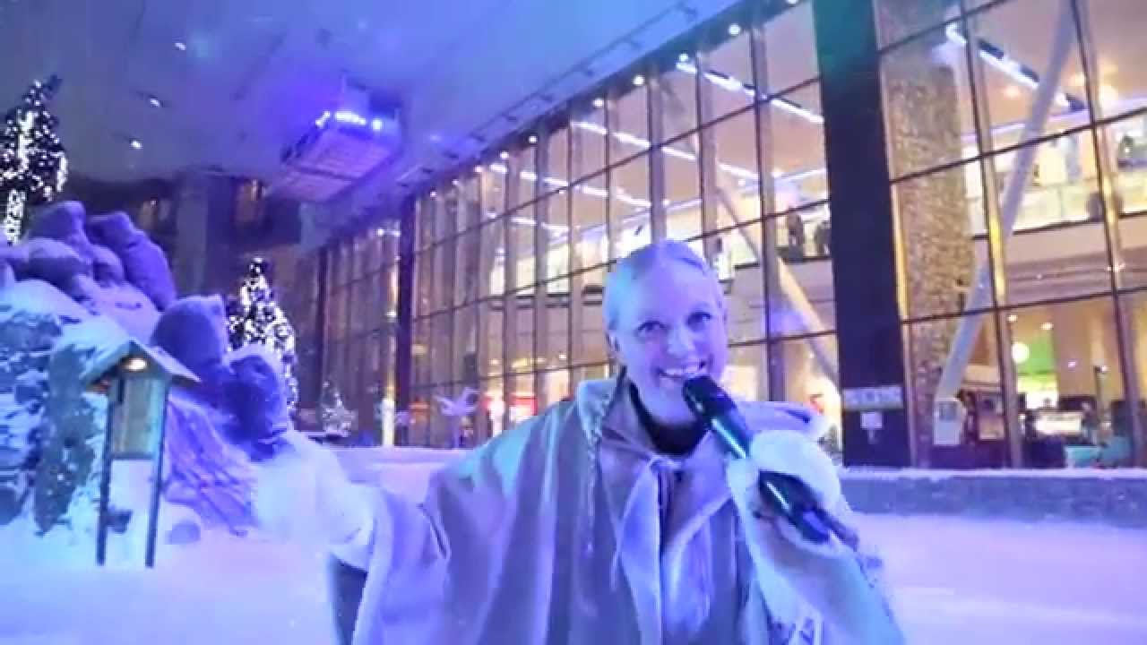 Disney's Frozen comes to Ski Dubai - YouTube