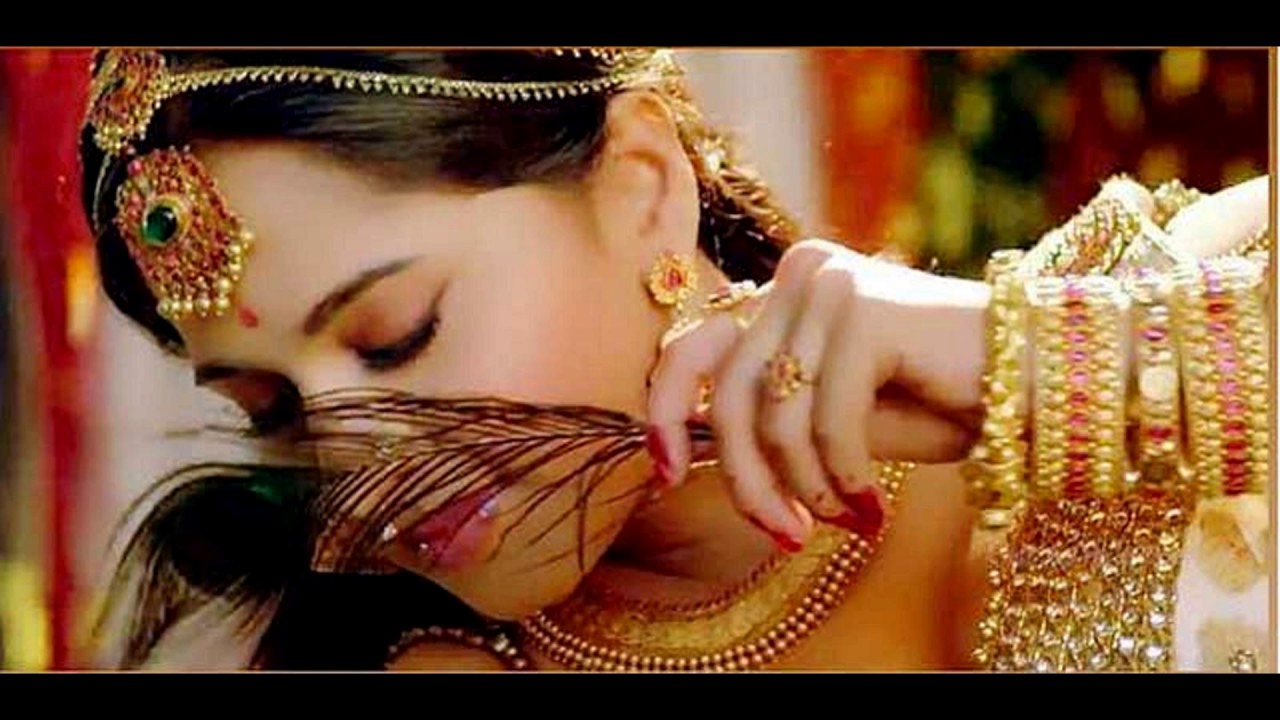 bahubali devasena unseen images leak | hot photos - YouTube