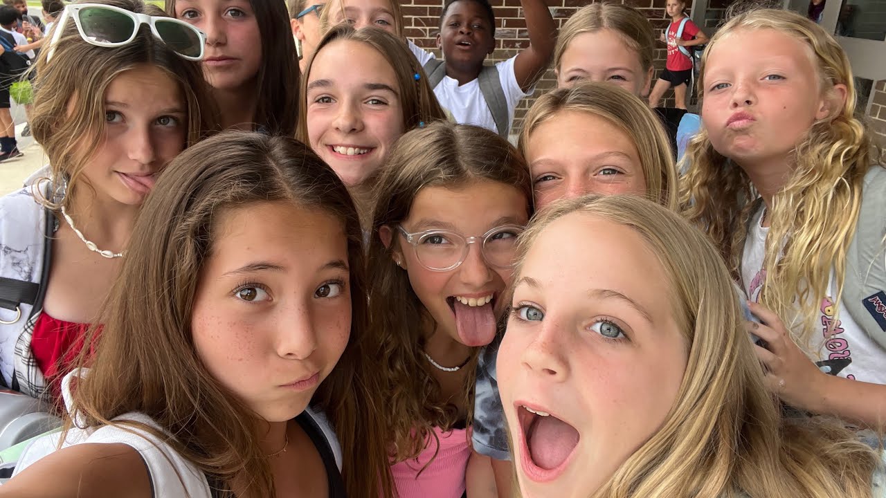My 5th grade with my “swaggy girls” friend group💕🤠 - YouTube
