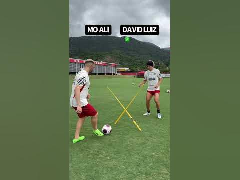 One touch passing challenge with David Luiz - YouTube