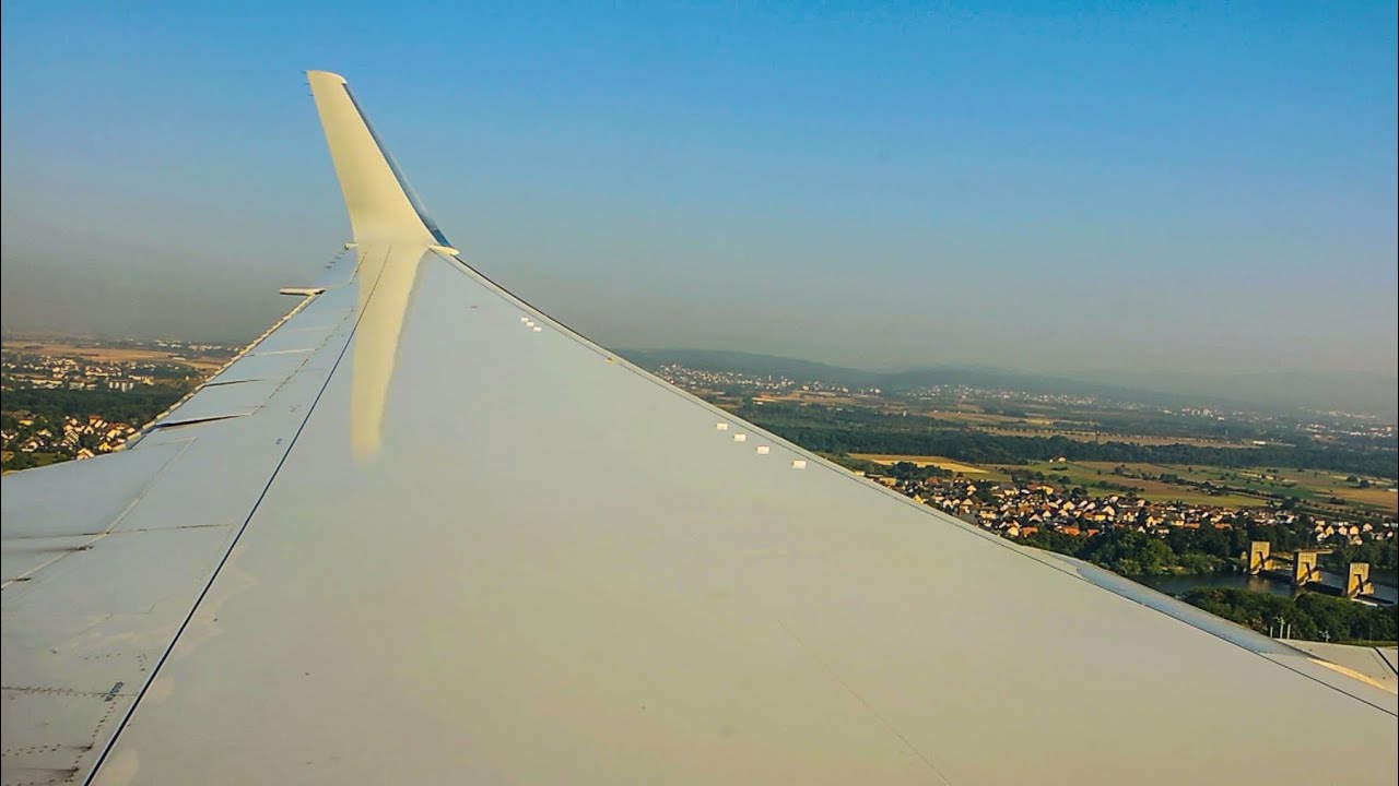 American Airlines Boeing 767 - Landing at Frankfurt - YouTube
