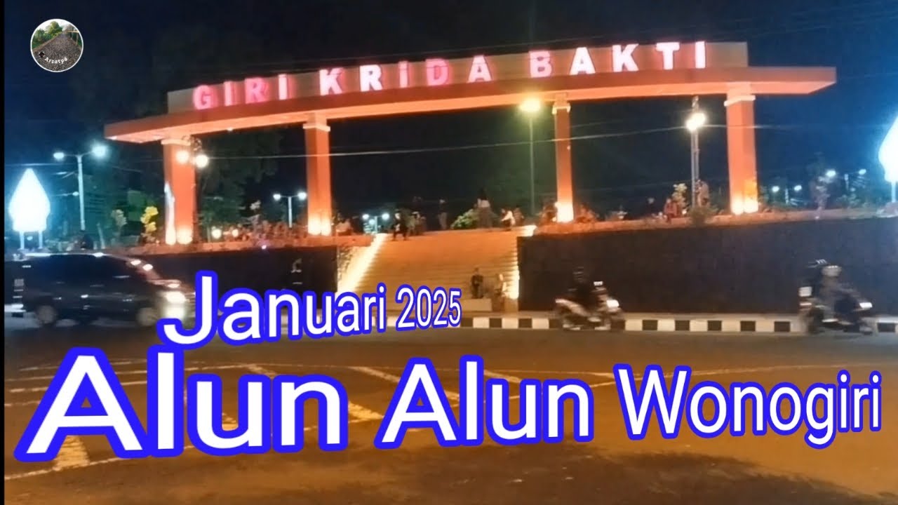Jalan jalan ke Alun alun Wonogiri - YouTube