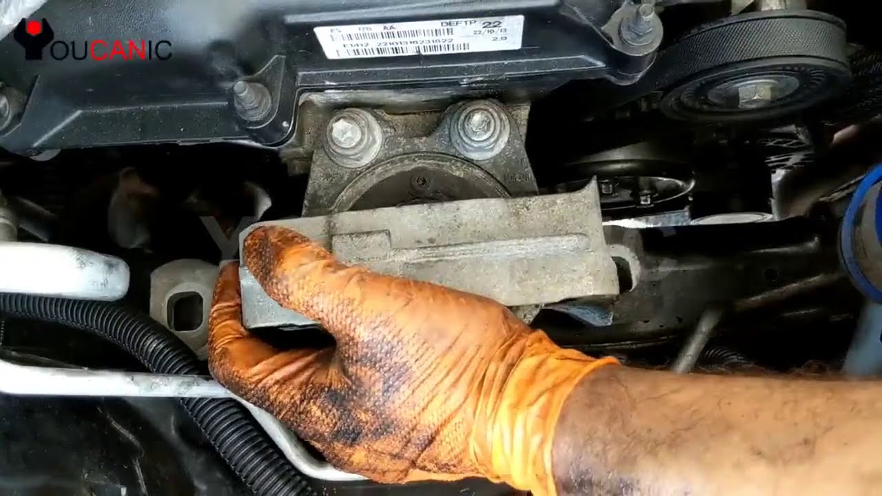 DIY Guide: How to Replace an Engine Mount on a 2012-2019 Ford Focus ...