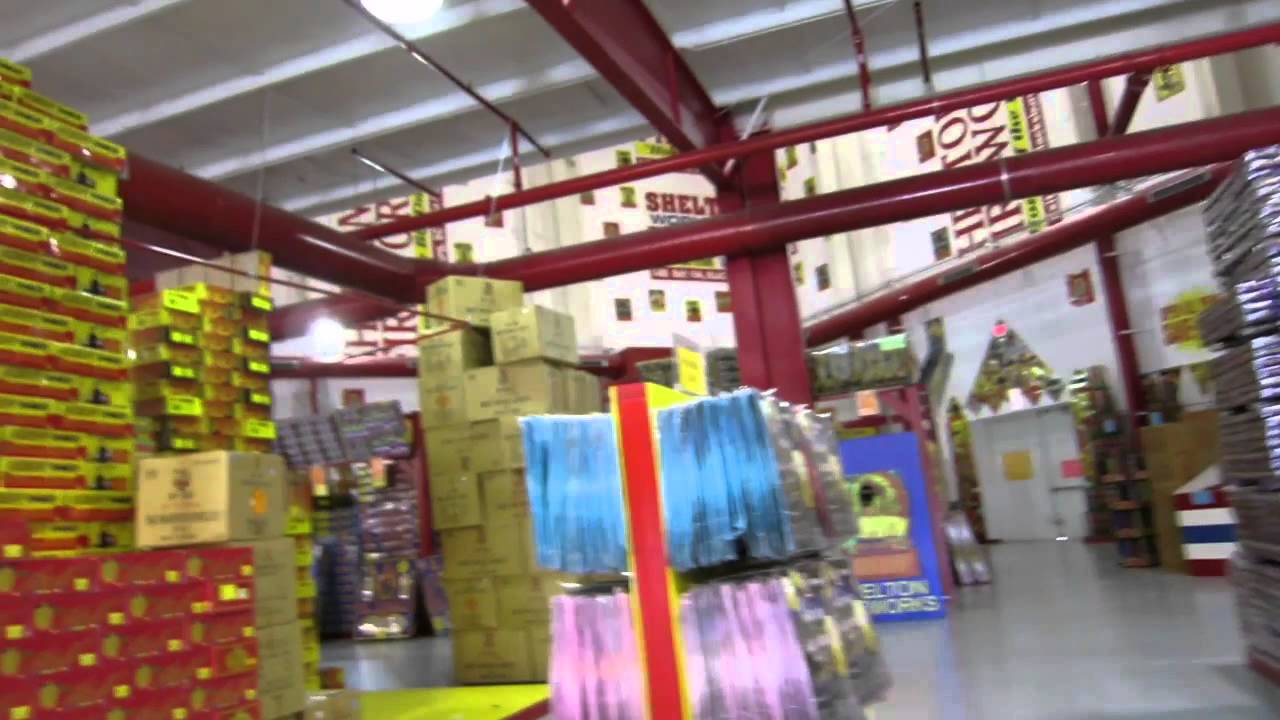 Vlog shelton fireworks warehouse day 174 - YouTube