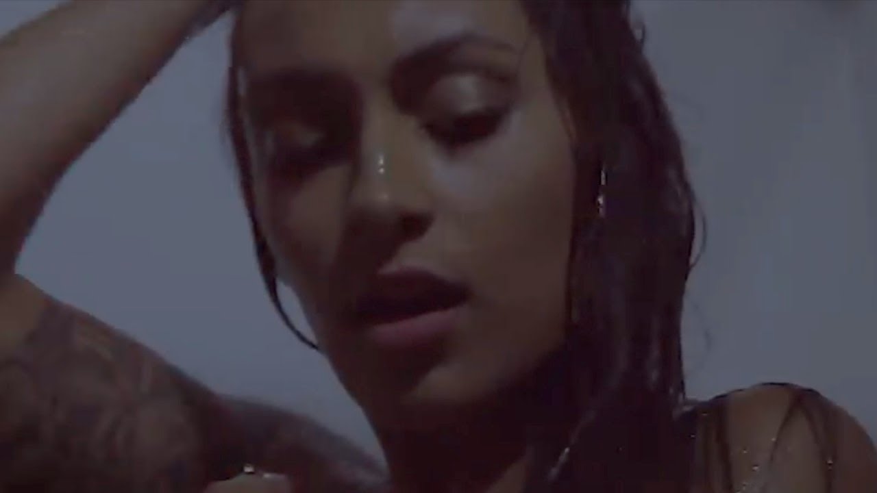 Fbgh - Llu': Song Lyrics, Music Videos & Concerts