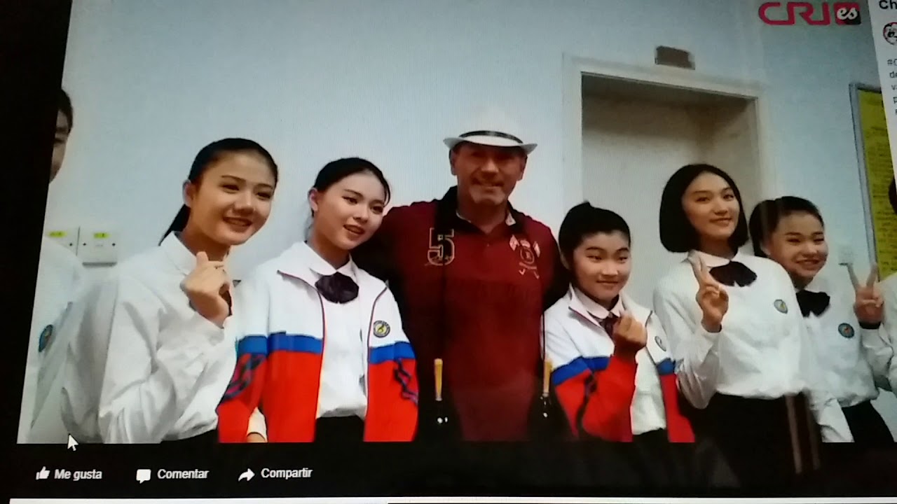 Entrevista con la emisora china CRI, China Radio International - YouTube