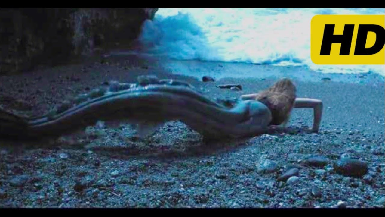Girl transforms into stunning mermaid after mysterious body mutation ...
