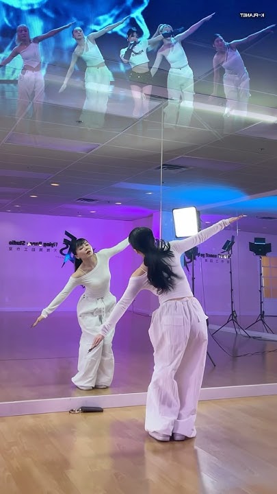 NINGNING - Bored mirrored dance tutorial by Secciya (FDS) Vancouver - YouTube