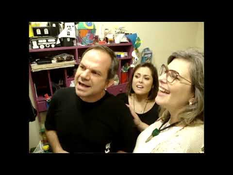 BOTÃO DE FLOR [Juliana Spohr Berghanhn e Carolina Veloso]