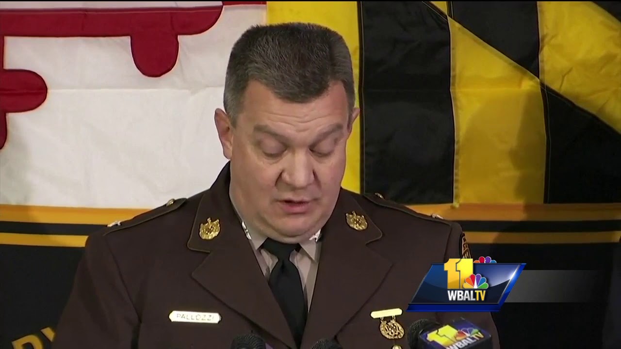 Video: FBI agent, fire official killed in crash - YouTube