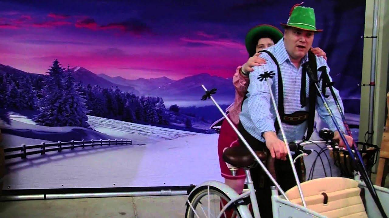 Op de bakfiets naar Tirol - Zanger Rinus - YouTube