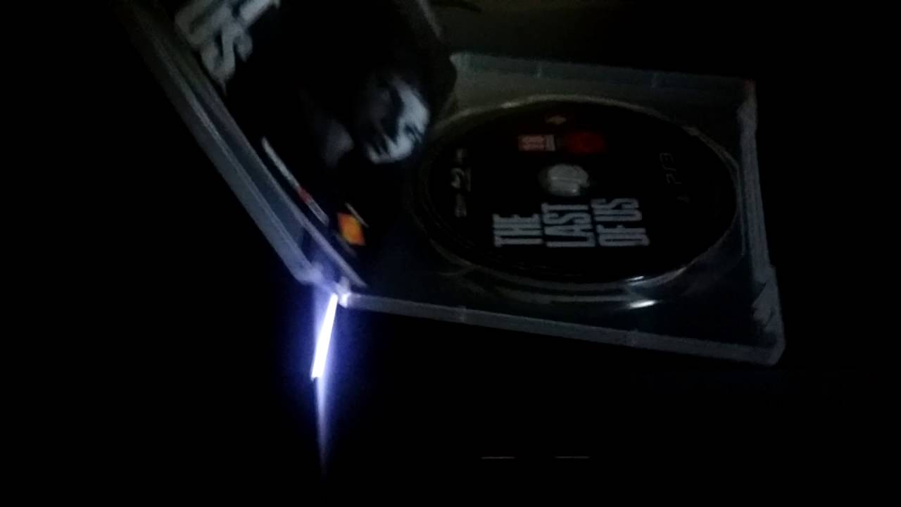 What happens if you insert a PS3 disc to PS4? - YouTube