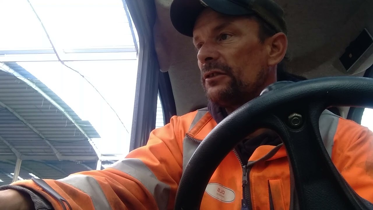 Danny sloggett the man from jaywick - YouTube