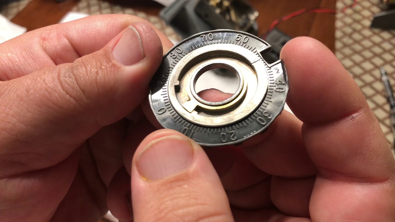 Mosler Hand Change Combo Lock Disassemble Change Combo YouTube Mosler Hand Change Combo Lock Disassemble Change Combo YouTube
