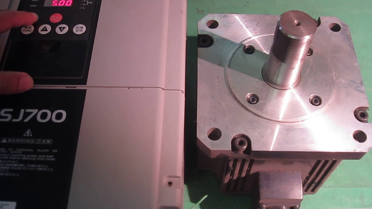 HITACHI SJ700 Inverter 動作確認 - YouTube