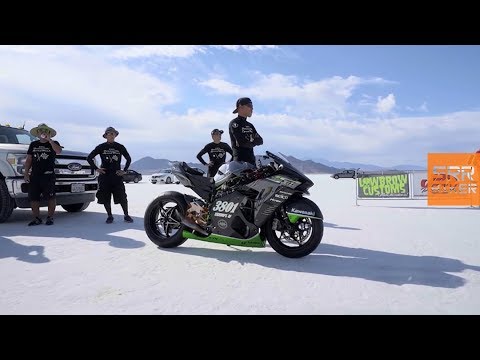 KAWASAKI H2R Test Drive 400KM/H - YouTube