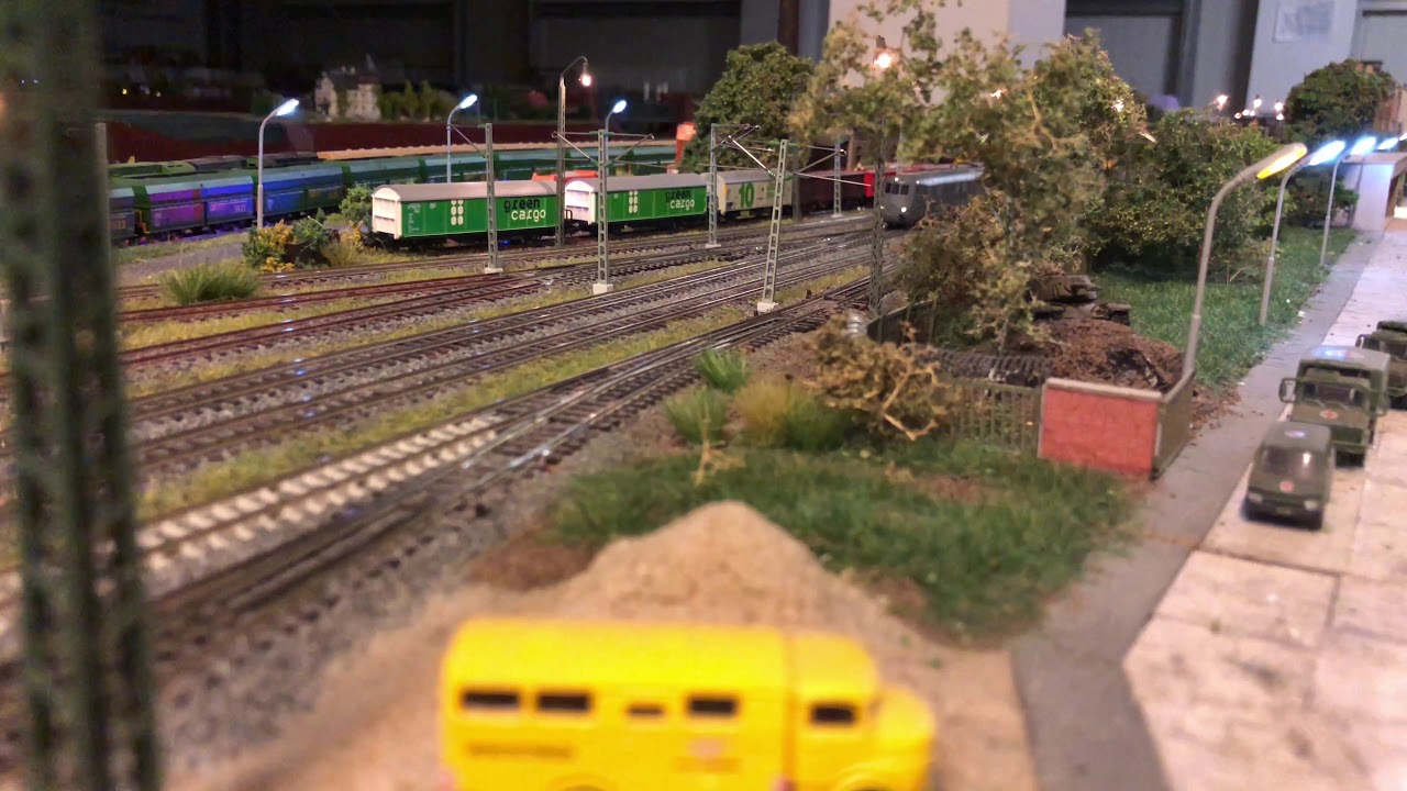 Lemke Baureihe 05 Cab Forward mit Sound & Led Beleuchtung Spur N - YouTube