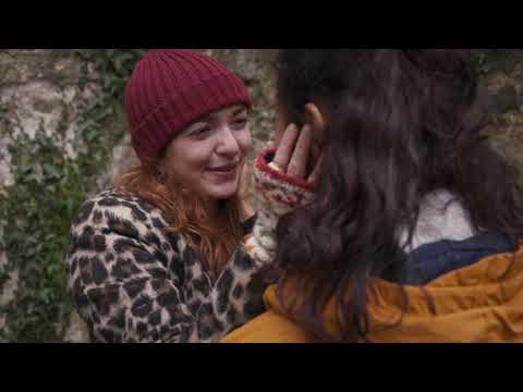 The A List Season 2   Kiss Scenes — Alex and Petal Rosie Dwyer and Georgina Sadler