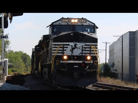 NS 27P HAULS through Byrkit Avenue at MP 431 with friendly crew! - YouTube