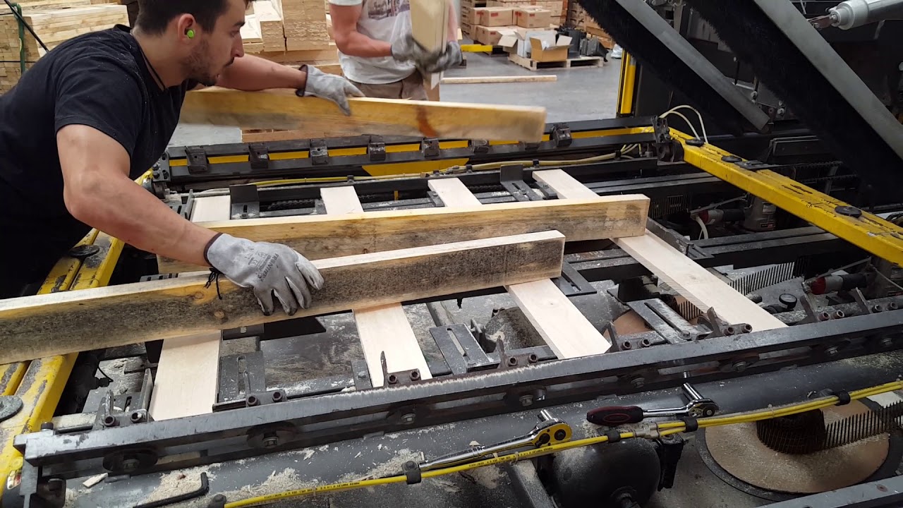Rhino Pallet Nailing Machine - www.palletnailingmachine.com - YouTube