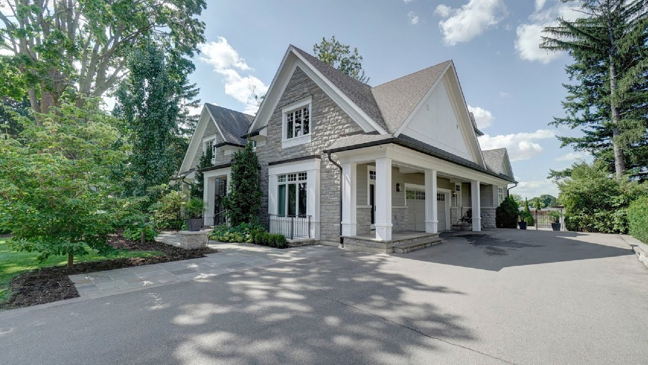 8 Palace Arch Drive - YouTube