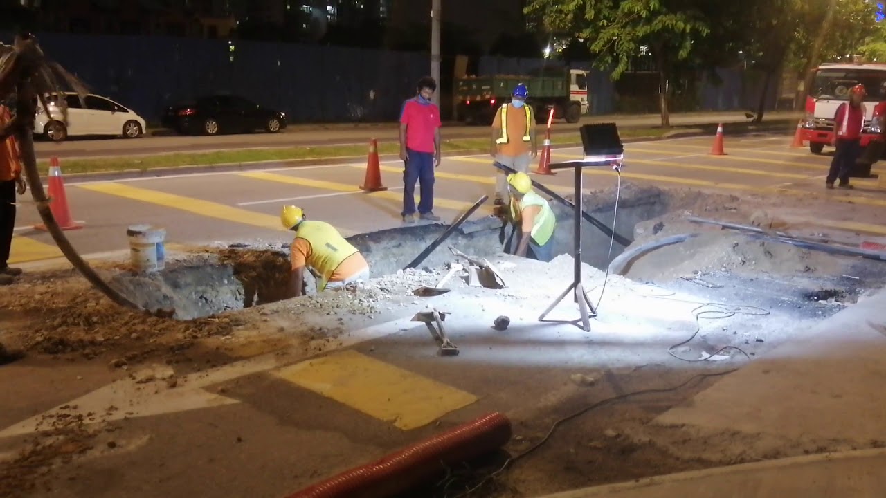 TNB cable being installed, Klang Group Engineering & Construction ...