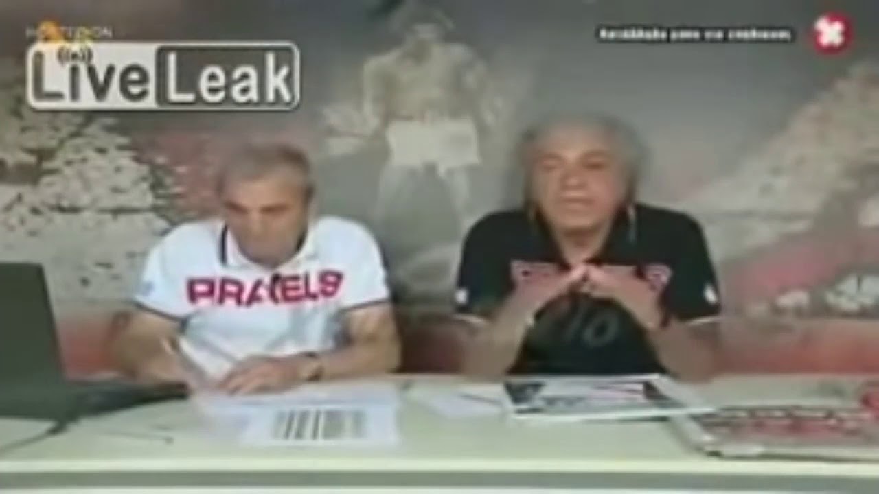 Ο Τσουκαλας τρώει ξύλο από βαζελους - YouTube