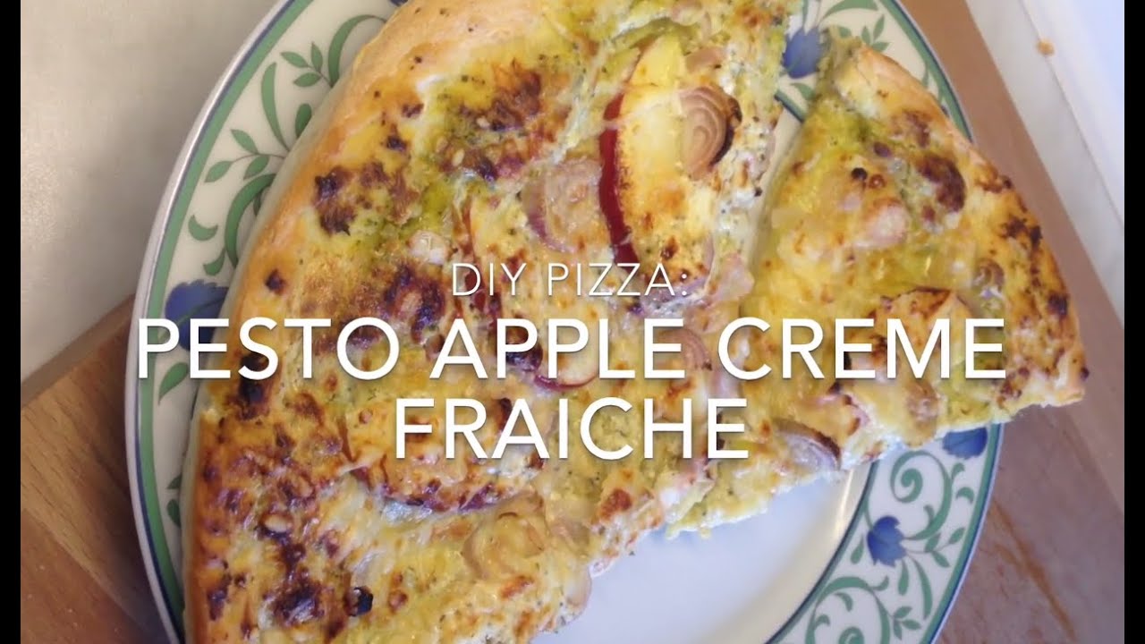 How to: 10 min Pizza with Apple Creme Fraiche Pesto - YouTube