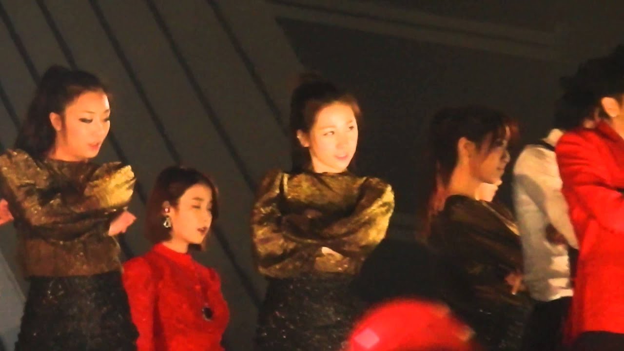 131114 IU "The Red Shoes" Special Performance at Melon Music Award ...
