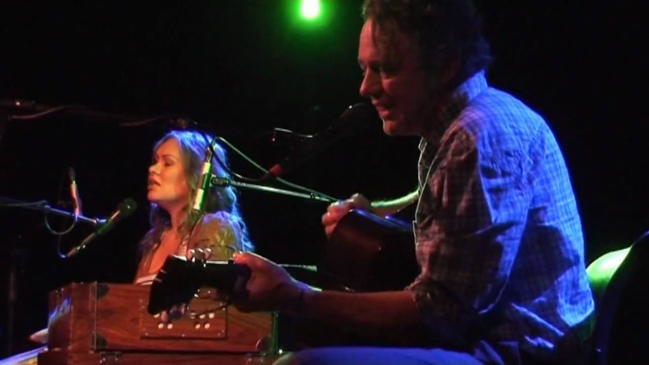 Mark Olson and Ingunn Ringvold live at Paradiso in Amsterdam Oct 2010 ...